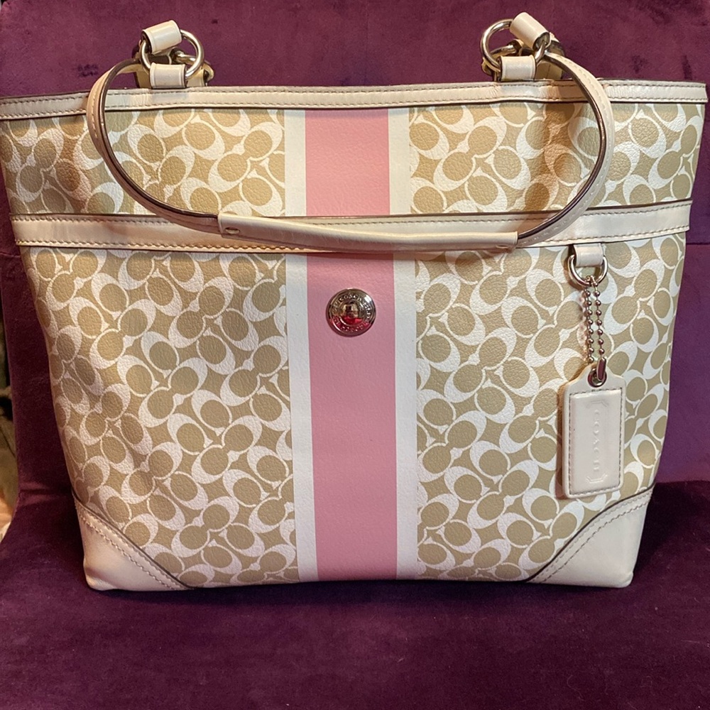 Stunning Coach Pink & Tan Leather Logo Shoulder Bag W… - Gem
